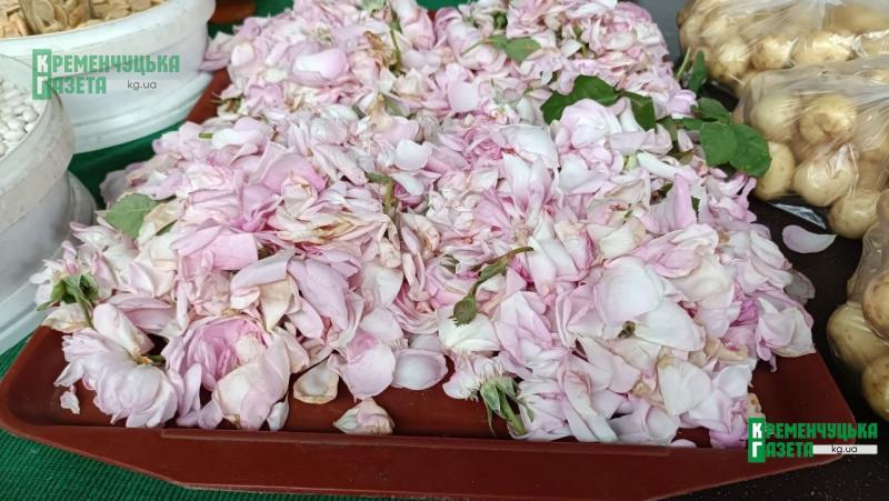 Хочете — на лікер, хочете — на варення: чим дивують літні овочеві ряди ...